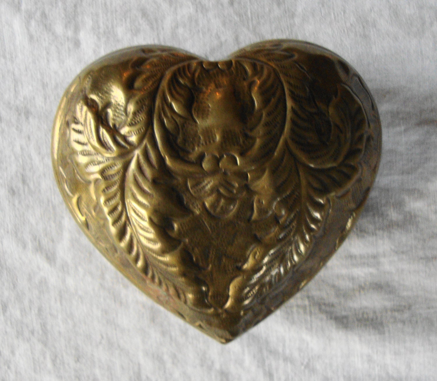 VINTAGE BRASS HEART Box Keepsake Box Jewery Box Made in India – Haute Juice