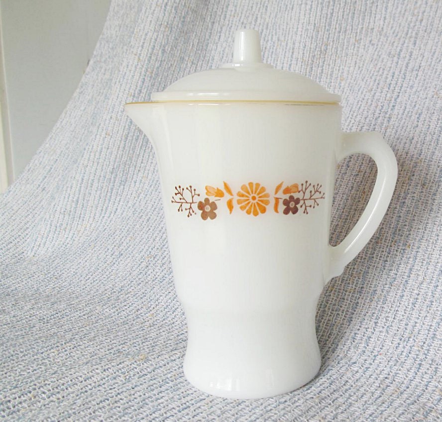 Termocrista Fire King Milk Glass Pitcher with Gold Rim and Orange and ...