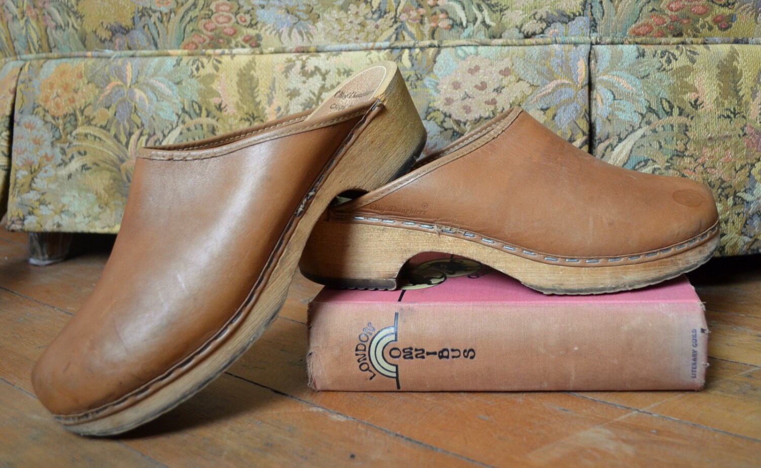 70s Olaf Daughters of Finland Leather Clogs by RoslynVTGTradingCo
