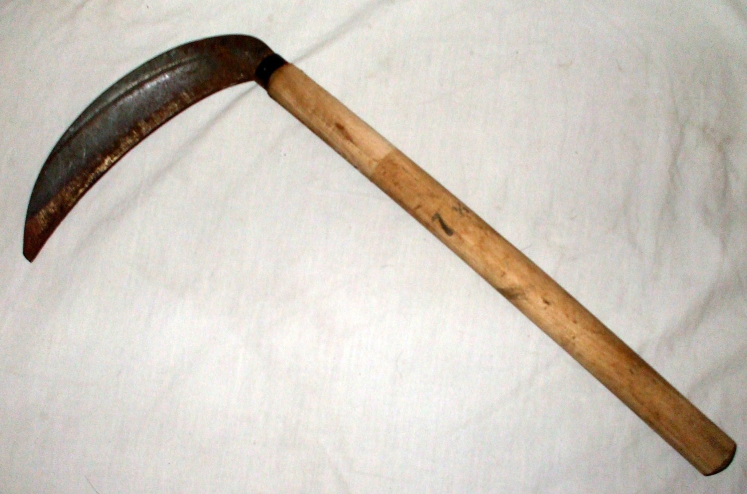 Vintage Primitive Garden Farm Reaping Tool w Wood Handle Grim