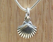 Popular items for seashell charms on Etsy