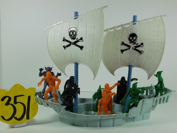 MPC Haunted Hulk replacement Masts