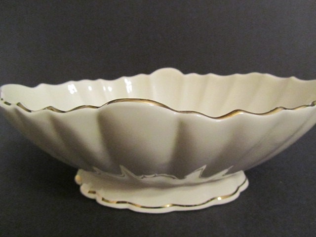 Ivory dish, bowl, serving dish, serving bowl, flower arrangements ...
