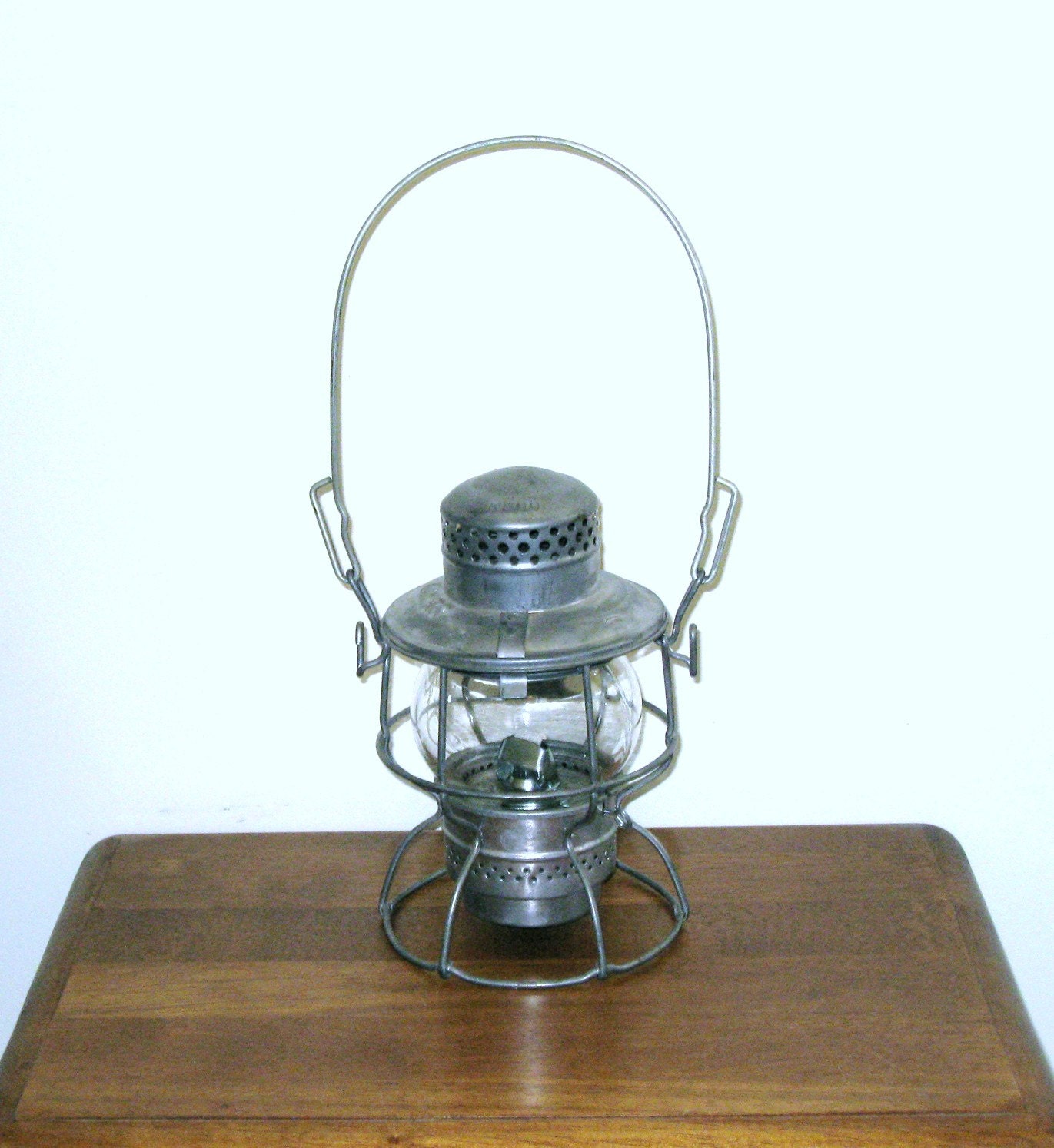 Adlake Kero L&N Railroad Lantern / Clear Globe / 1920s / New