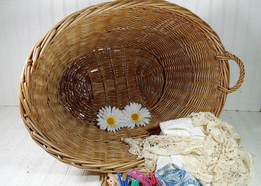 Vintage Large Oval Wicker Laundry Basket HandWoven One