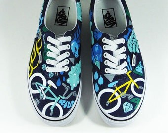 Graffiti shoes | Etsy