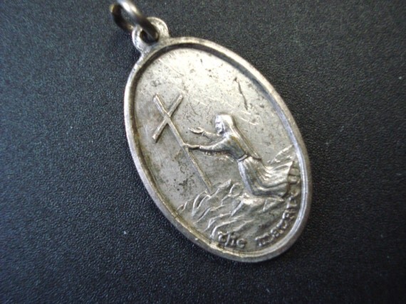 On Sale 25% Off The Matrix Catholic Medal Vintage 1980s