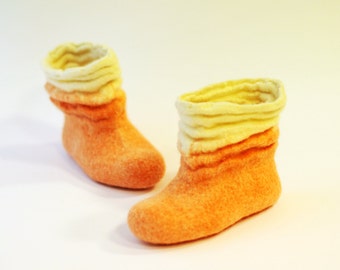 Popular items for orange slippers on Etsy