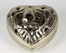 Popular items for silver heart box on Etsy