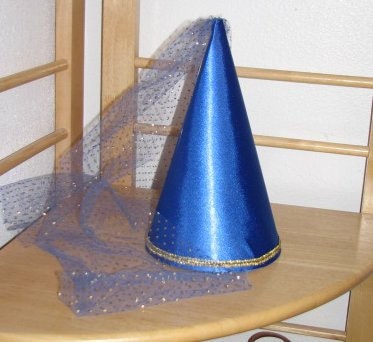 Assortment of 5 Medieval Renaissance Princess Cone Hats