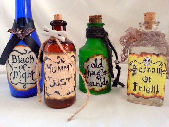 Evil queen snow white potion bottle set and poison apple