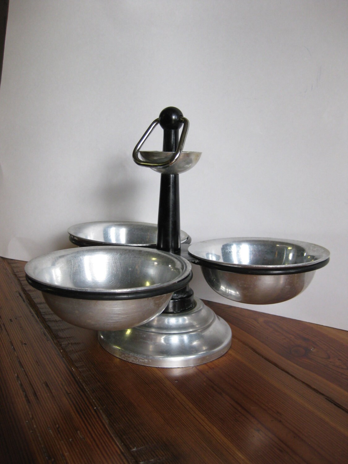 Vintage Aluminum and Bakelite Condiment Caddy – Haute Juice