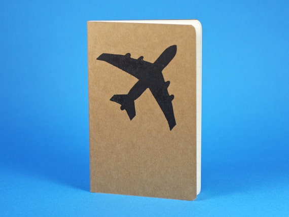 10 Ideal Gifts For Travel Junkies | Everywhere Magazine