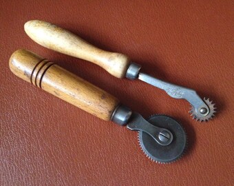 Wood tracing wheel | Etsy