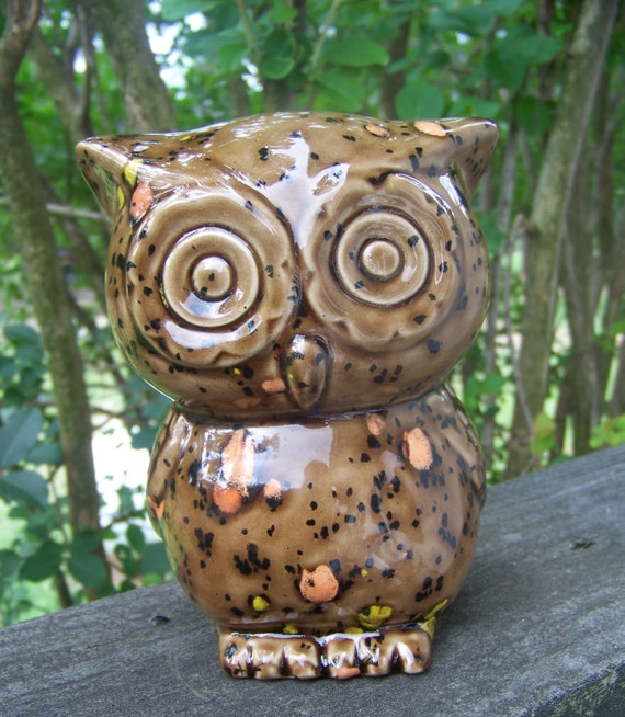 Items similar to Ceramic Owl Bank on Etsy