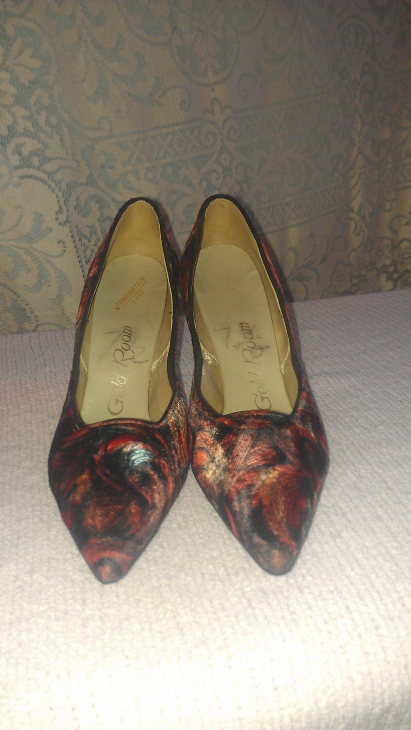 Rare Vintage 1950’s Red Multi Colored Velvet Heels – Haute Juice