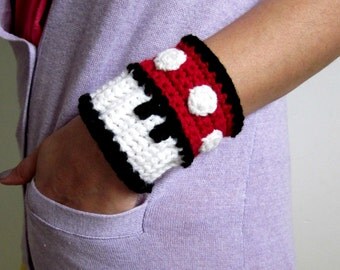 Super mario bracelet | Etsy