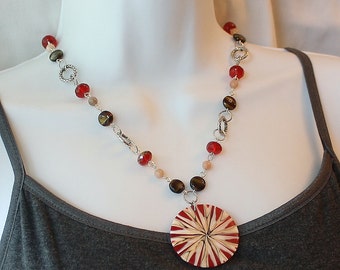 Popular items for split pendant on Etsy