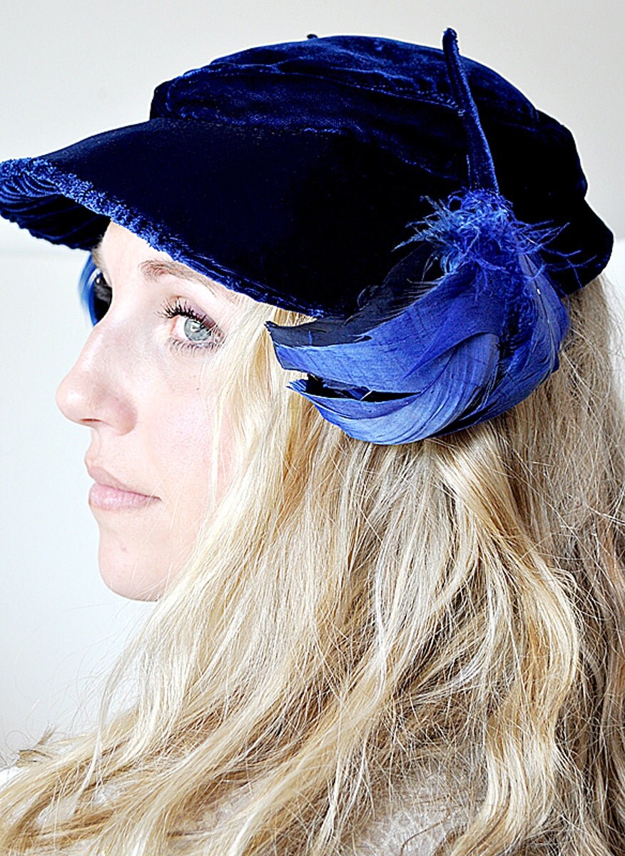Vintage Royal Blue Velvet Clamshell Hat