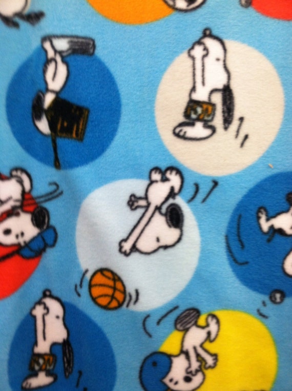 Items similar to Snoopy Sports Snuggie Adult Size Fleece Blanket with ...