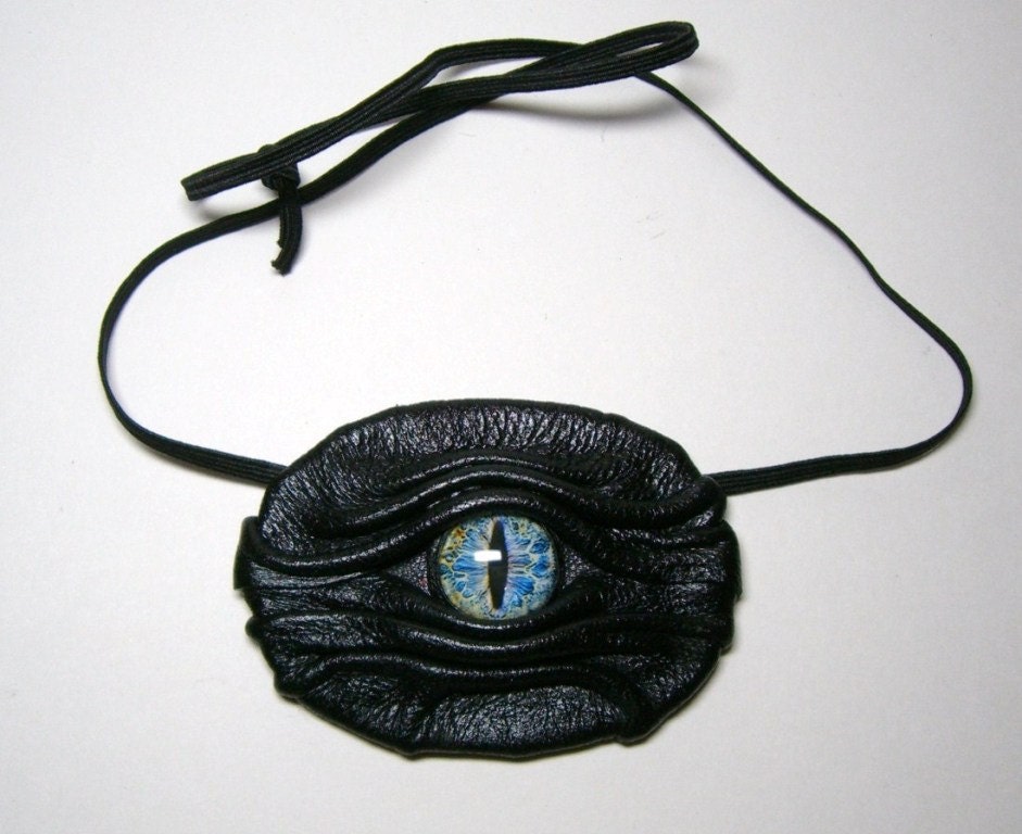 Dragon eye eye patch black leather. Snake eye by LeasBoutique