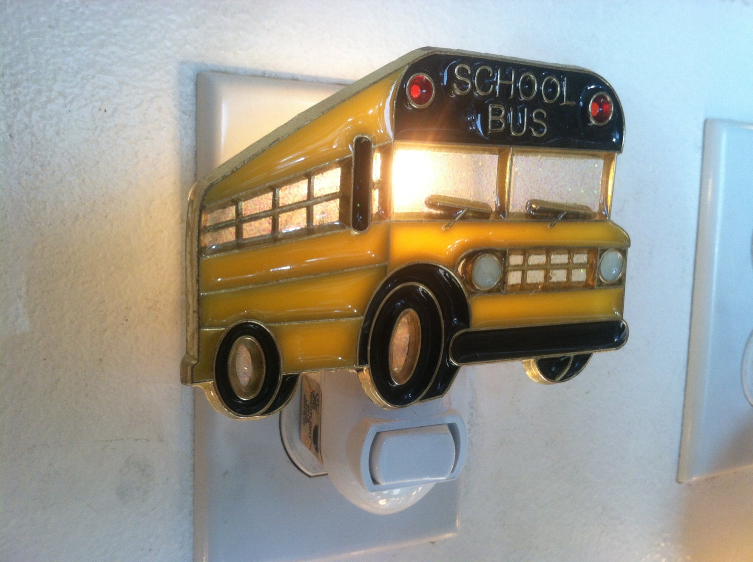 School Bus Night Light with 4 watt on/off by HenerysNightLights