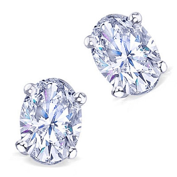 4 Carat G VS1 Diamond Earring Pair Oval Diamond Stud Earring White Gold 4 Carat G VS1 Diamond Earring Pair Oval Diamond Stud Earring White Gold