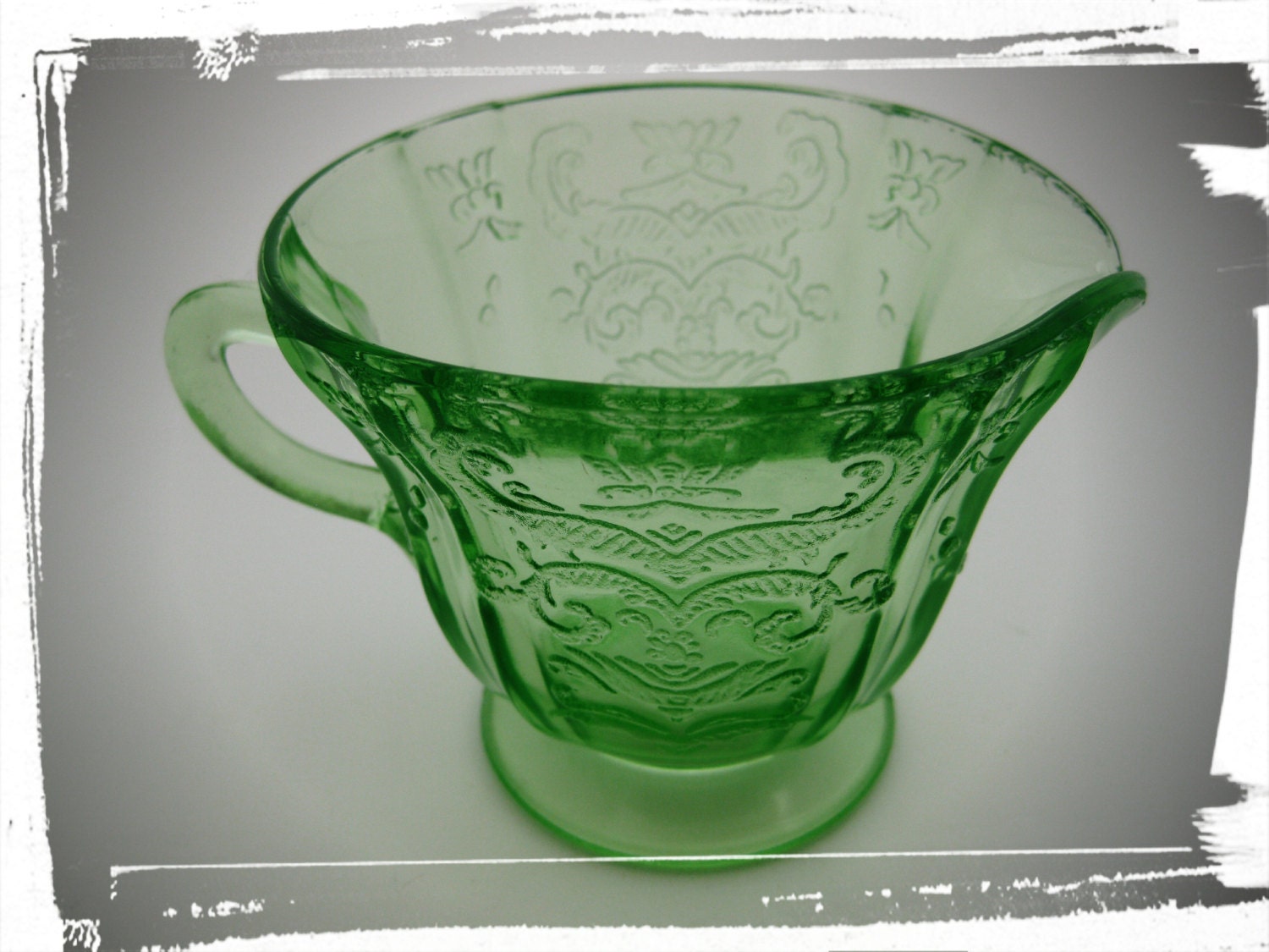 VINTAGE 1930s Antique Neon Green Depression Era Tinted Glass Sauce ...