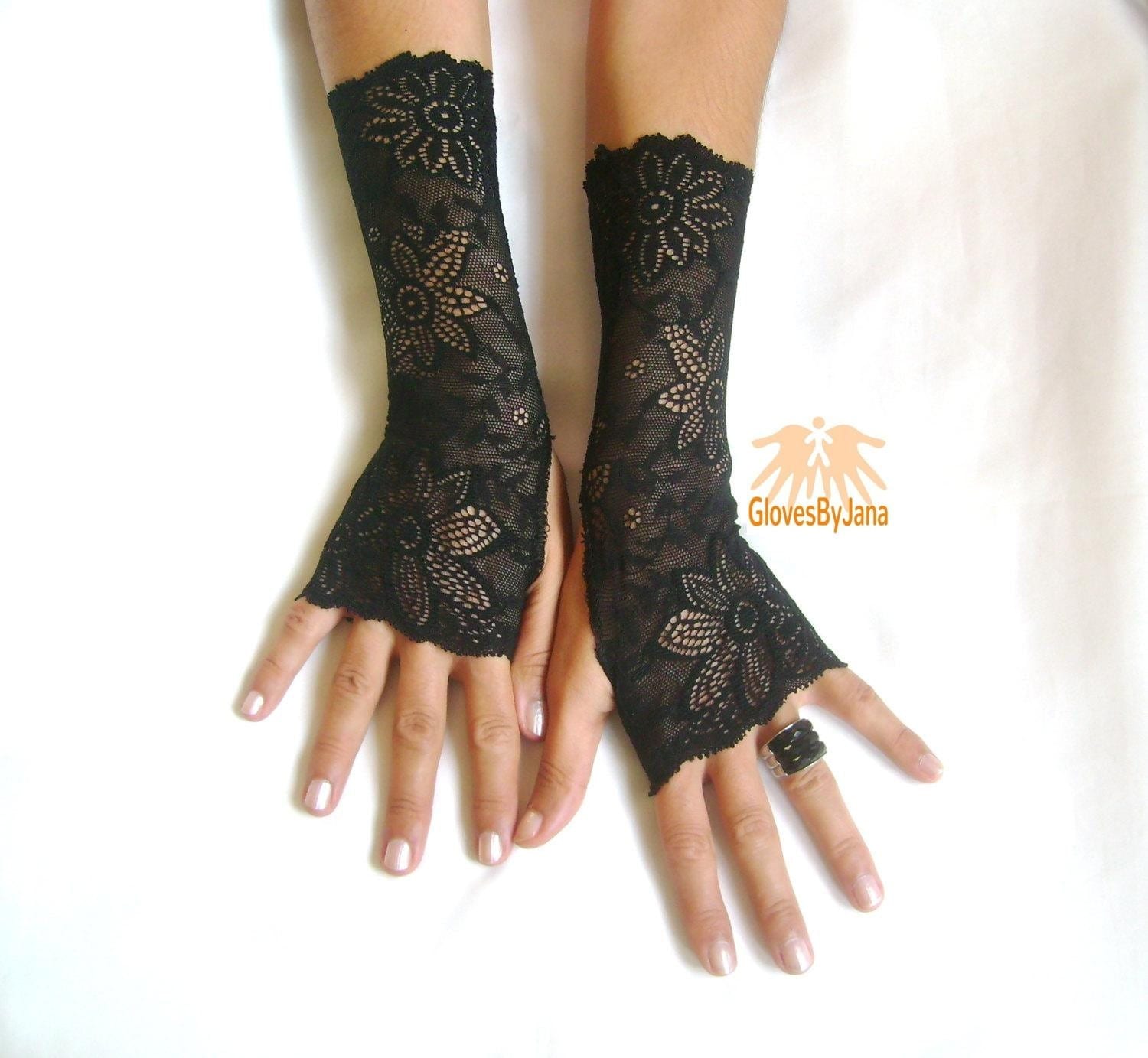 Black lace glove fingerless glove gothic boho bride gloves