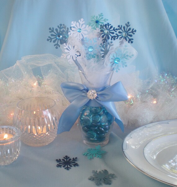 Frozen snowflake centerpiece snowflakes and by DellaCartaDecor