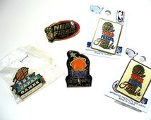 Popular items for vintage lapel pin on Etsy