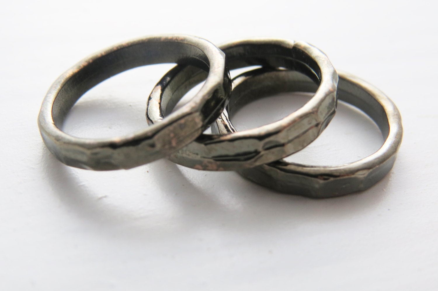 Black stacking rings Knuckle Ring Black shiny by HLcollection