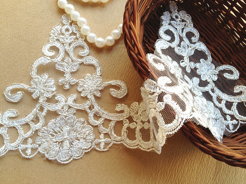 Retro luxury Embroidery Lace Ivory Alencon Lace by lacelindsay