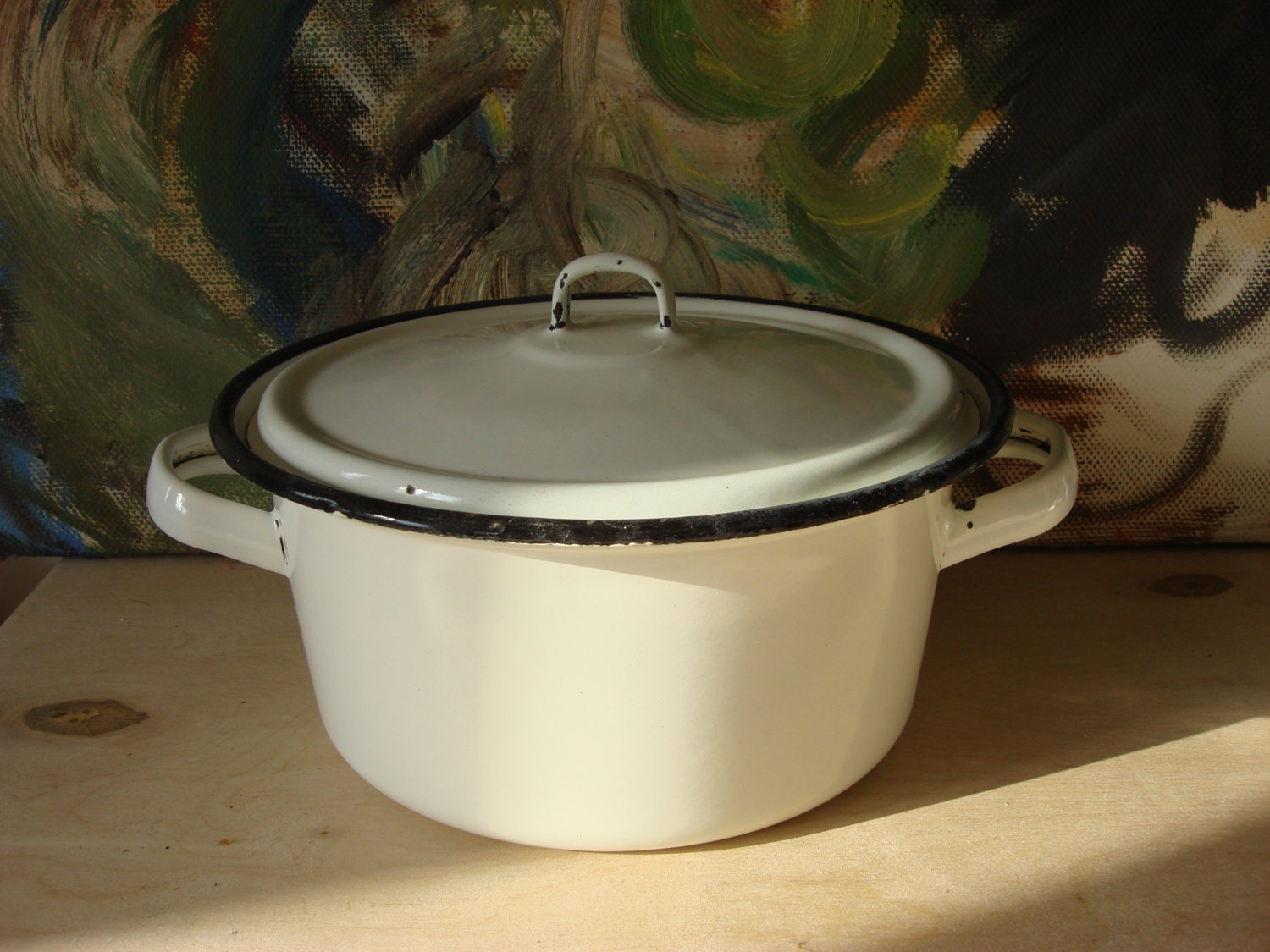 Vintage white enamel pot Soviet vintage 70s, Old Enamelware, White ...