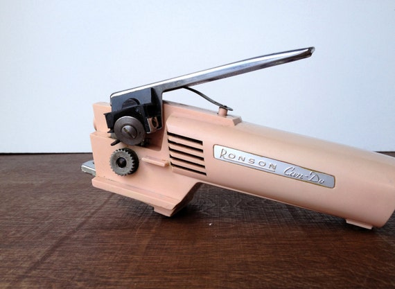 Vintage Ronson Can Do Multi Use Can Opener in Pink