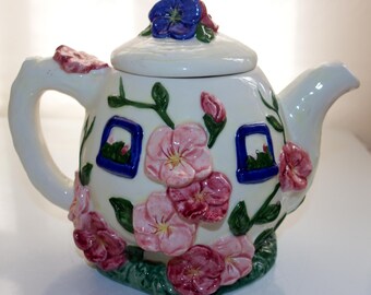 Items similar to Royal Canadian Art Pottery Teapot on Etsy