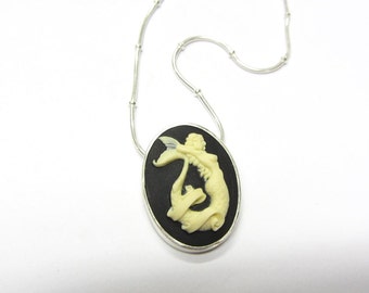 Mermaid cameo | Etsy