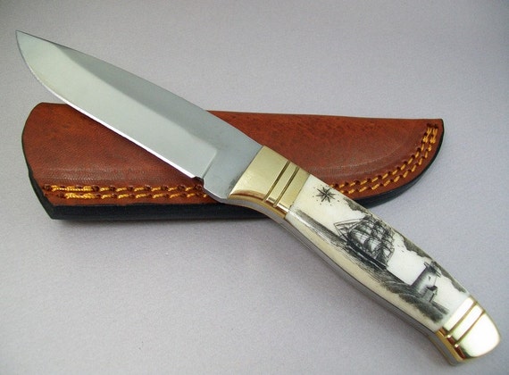 Scrimshaw fixed blade knife and leather sheath with Nautical