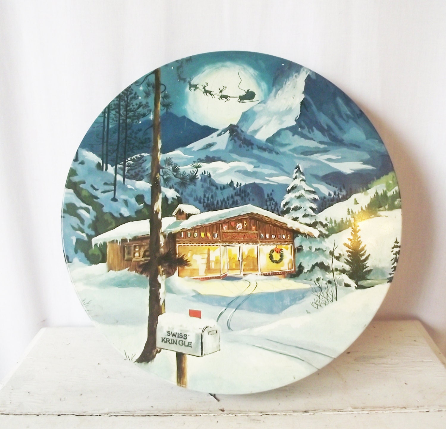 Vintage Fudge Tin – Swiss Kringle Christmas – Round and Shallow ...