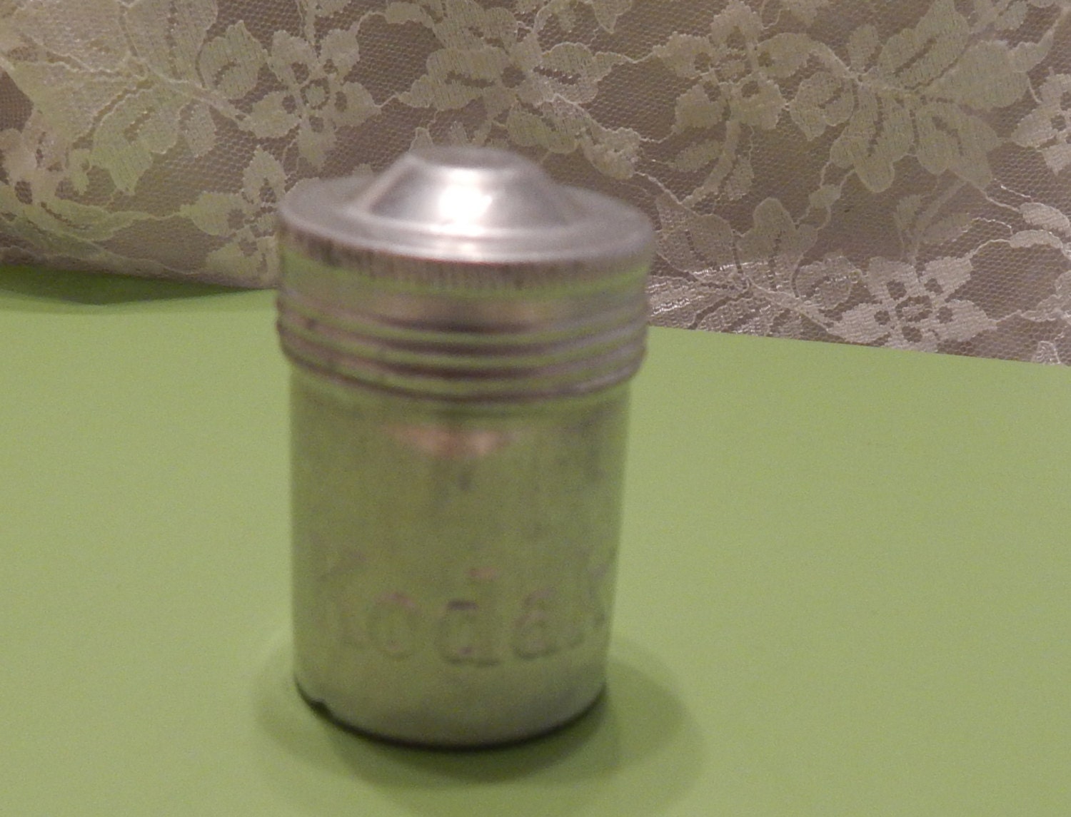 Kodak Camera Film Canister / Box Aluminum Tin Can with Lid