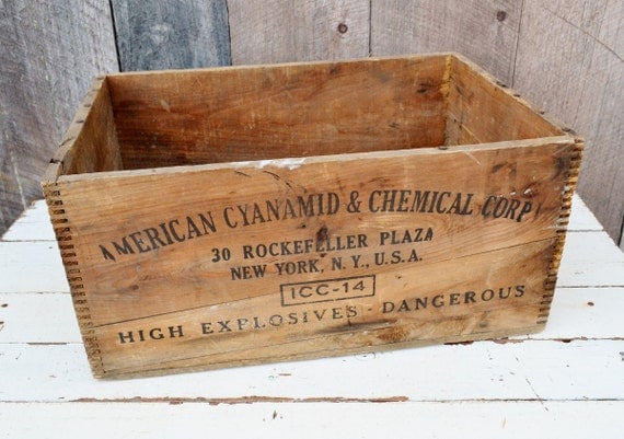 Dynamite High Explosives Crate Wood Box American Cyanamid