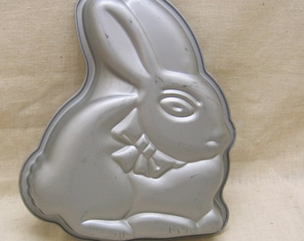 Popular items for rabbit cake pan on Etsy
