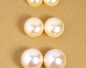 A pair: 7mm half drilled freshwater pearl button pearls by JWbeads
