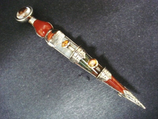 Precious Antique Kilt Brooch Scottish Agate Dirk Brooch Large Dirk Kilt ...