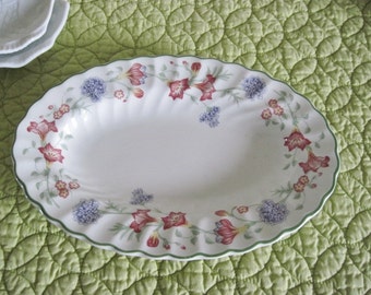 Popular items for churchill china on Etsy