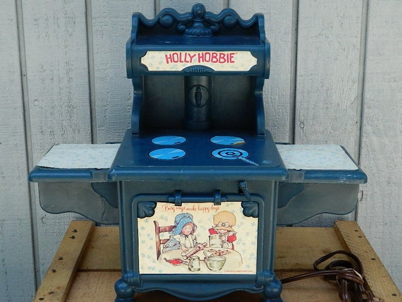Vintage 1970's Holly Hobbie Toy Electric Baking Oven