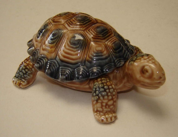 Reduced to Sell VINTAGE Wade Porcelain TURTOISE TURTLE