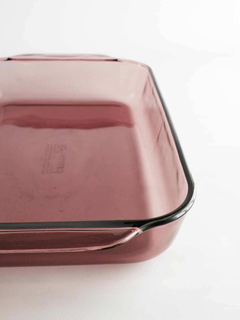 Purple Pyrex Vintage Glass 9 x 13 Baking Pan Amethyst