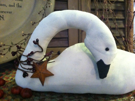 Primitive Country Swan with Red Pip Berries