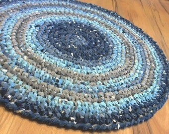 Round Rag Rug Blue Shades 29" NEW cotton fabric, Ready to Ship